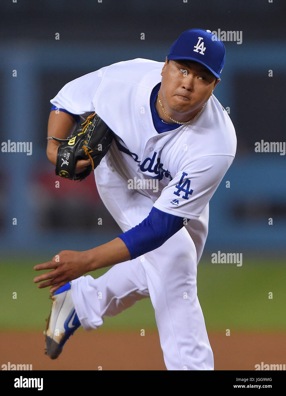 Los Angeles, California, USA. 5th June, 2017. Ryu Hyun-Jin (Dodgers ...