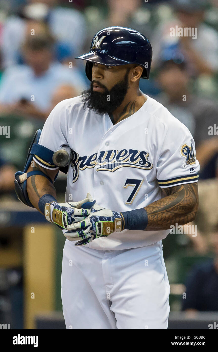 July 05, 2017: Milwaukee Brewers first baseman Eric Thames #7 up to bat ...