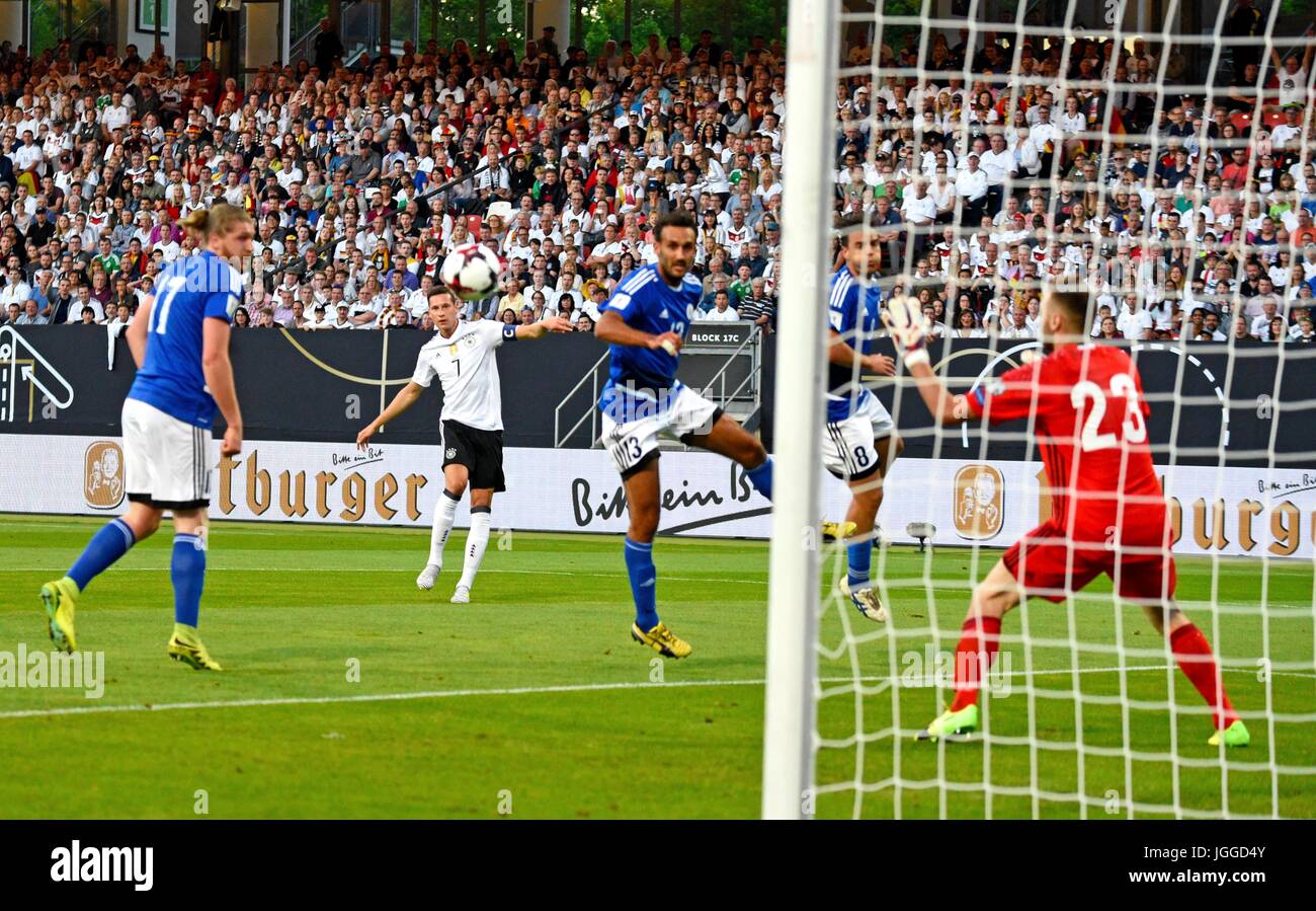 Julian elia hi-res stock photography and images - Alamy