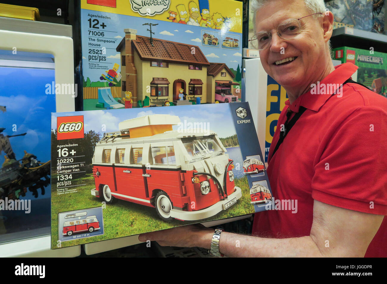 Lego man hi-res stock photography and images - Alamy