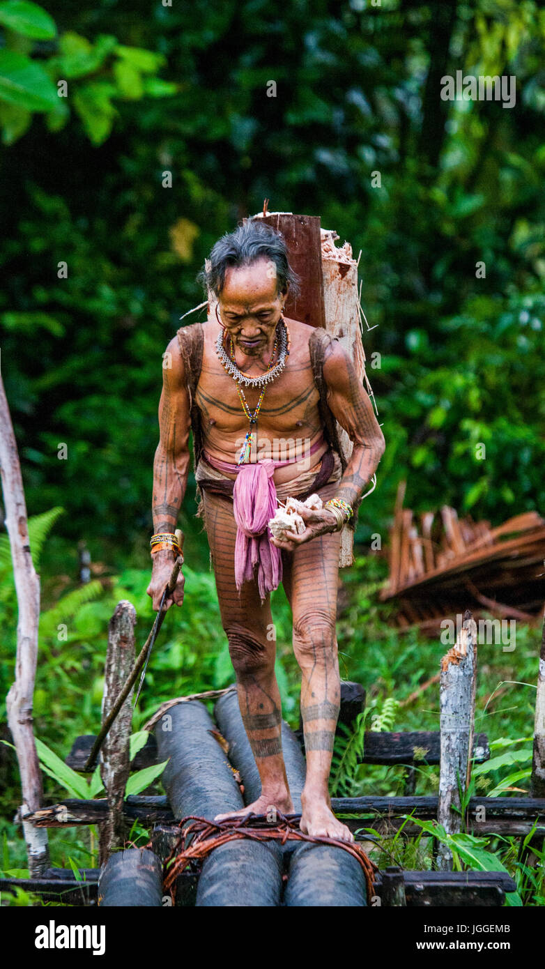 MENTAWAI PEOPLE, WEST SUMATRA, SIBERUT ISLAND, INDONESIA – 16 NOVEMBER ...