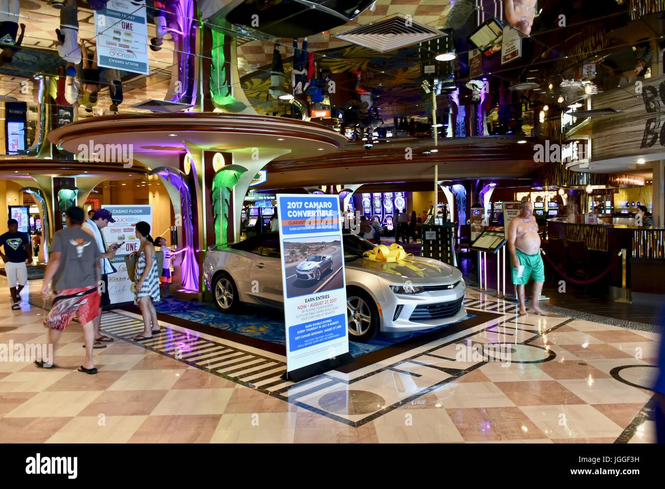 Car as a prize hi-res stock photography and images - Alamy