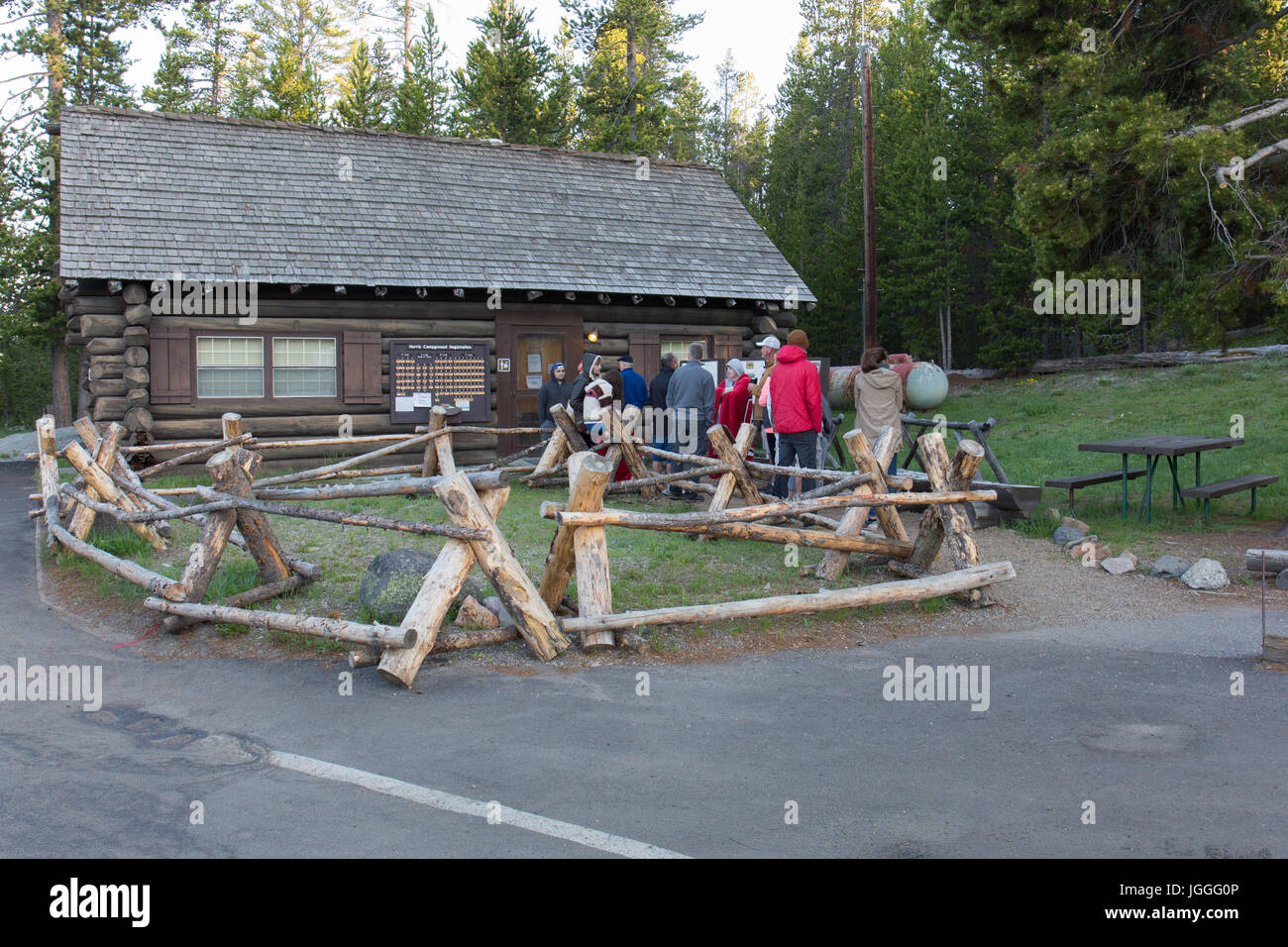 National parks ranger hi-res stock photography and images - Alamy