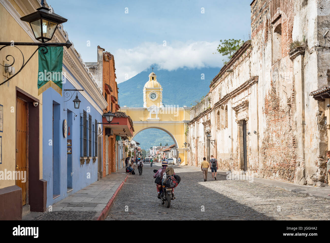 Guatemala antigua arch clock hi-res stock photography and images - Alamy