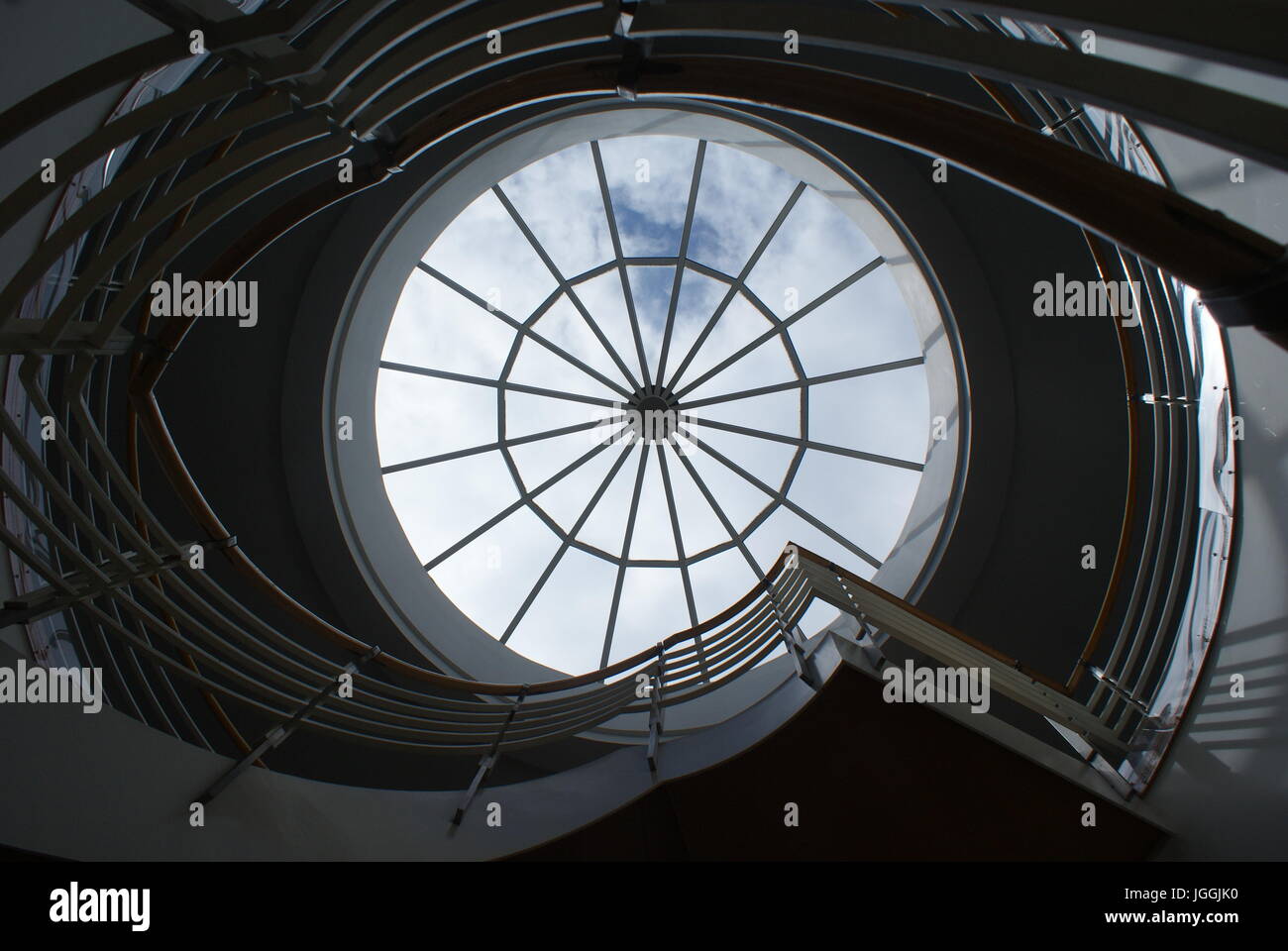Circular skylight hi-res stock photography and images - Alamy