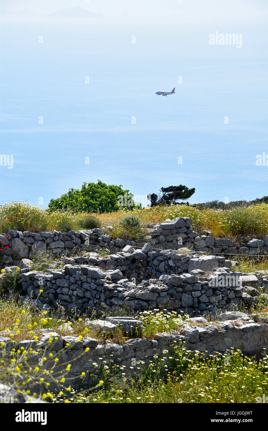Mount thira santorini hi-res stock photography and images - Alamy