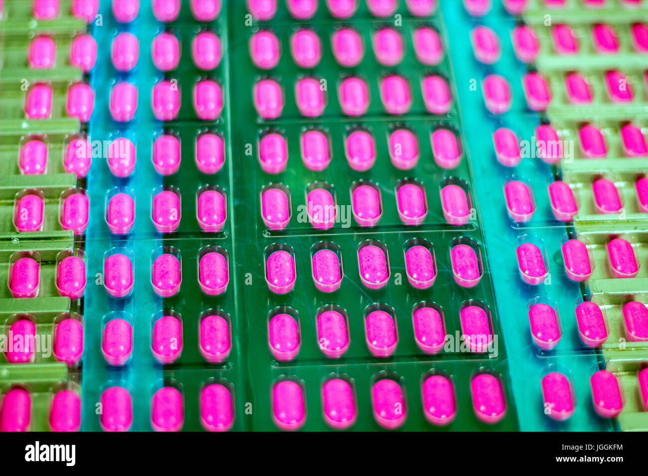 Blister packaging hi-res stock photography and images - Alamy