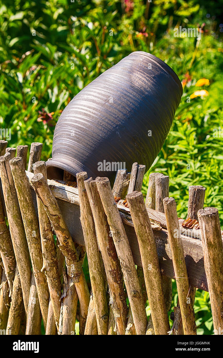 Traditional wooden fence hi-res stock photography and images - Alamy
