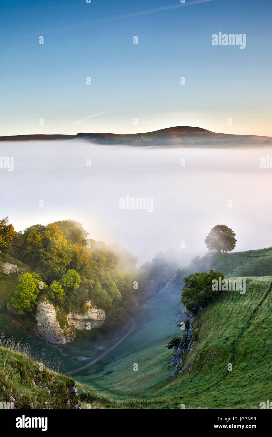 Cave Dale Peak District High Resolution Stock Photography and Images ...