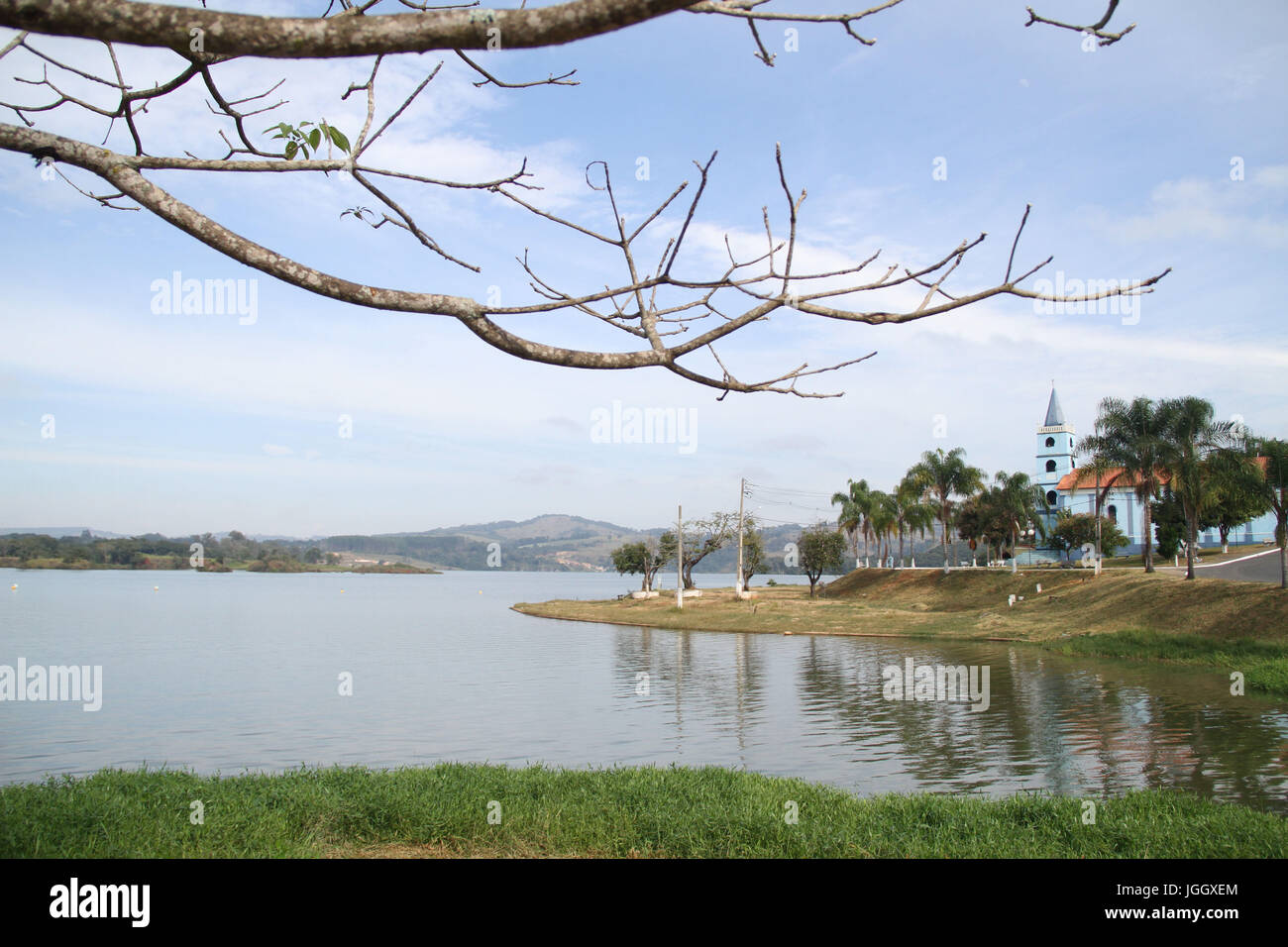 Cross dam funnel hi-res stock photography and images - Alamy