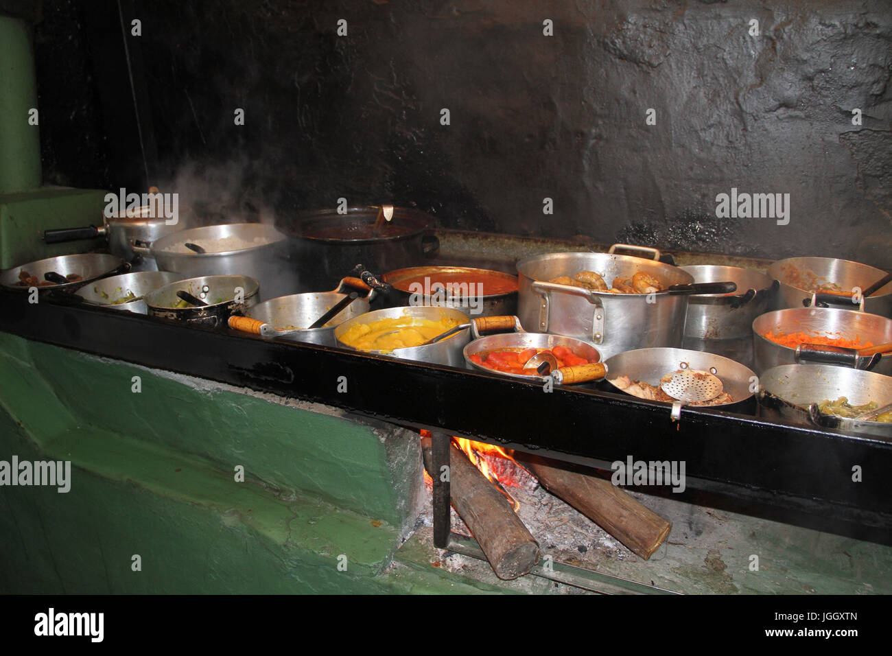 Self Service, food, wood stove, 2016, center, São Tomé das Letras ...