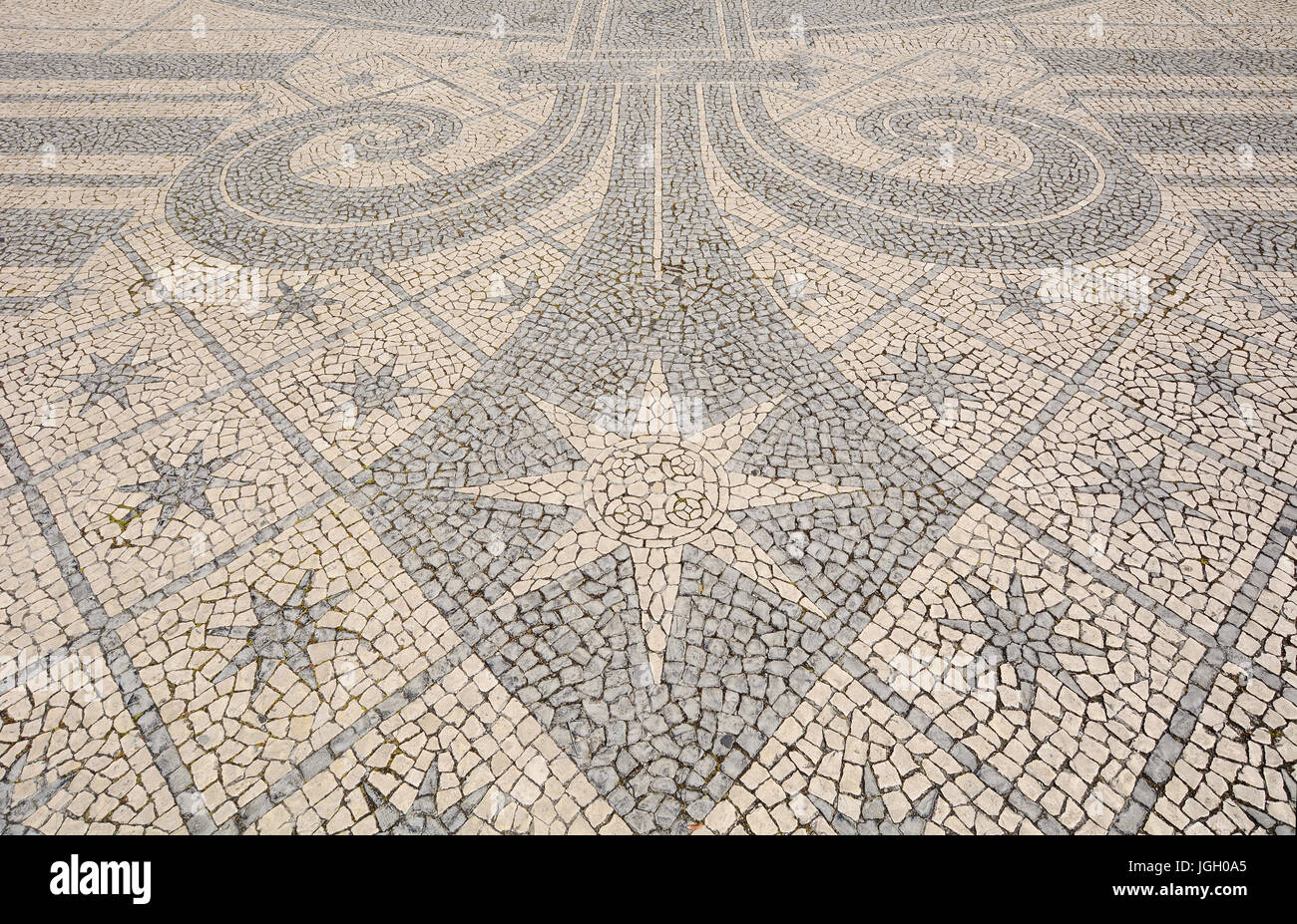 Portuguese cobble stone street High Resolution Stock Photography and ...