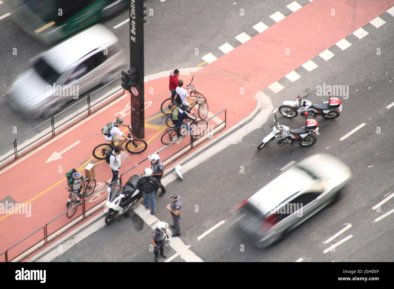 Confusion, fight, Police, 2016, Capital, Paulista avenue, São Paulo ...