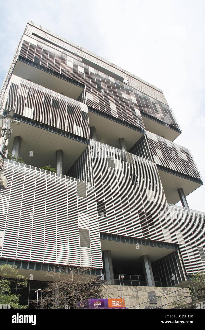Petrobras headquarters buildings hi-res stock photography and images ...