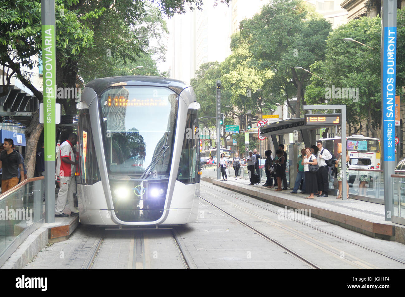 Rio de janeiro light rail hi-res stock photography and images - Alamy