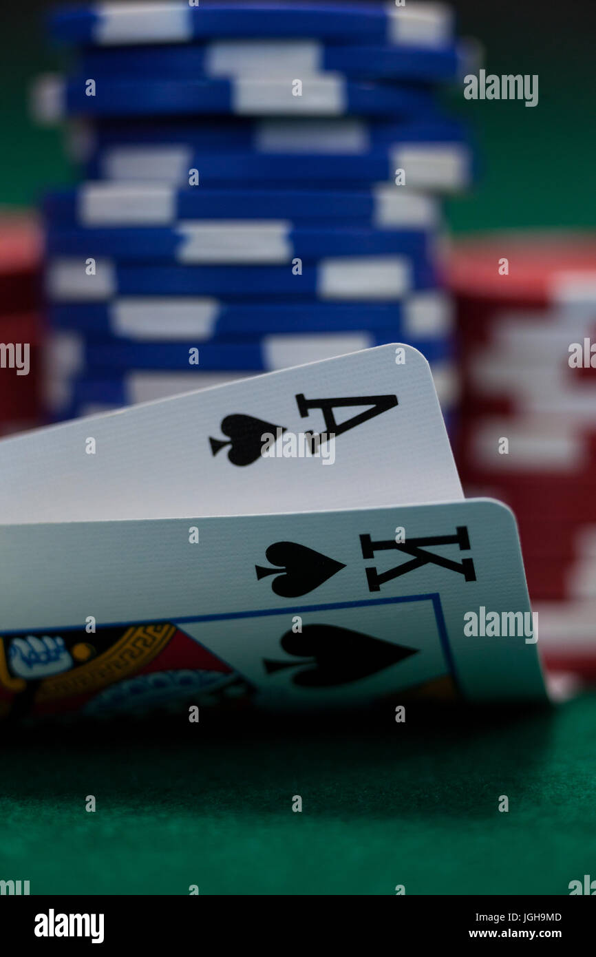 Playing cards order hi-res stock photography and images - Alamy