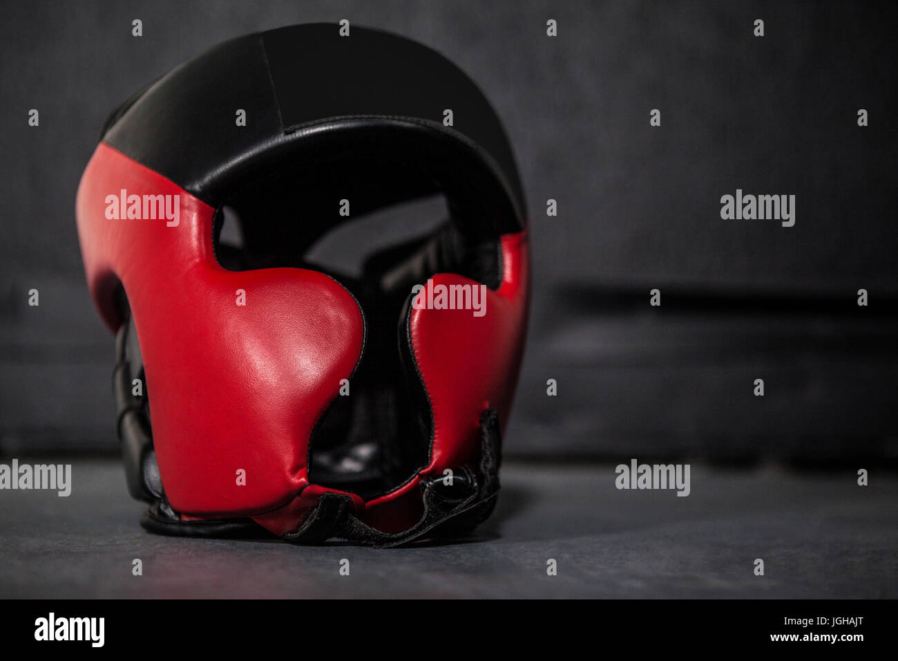 Boxing helmet hi-res stock photography and images - Alamy