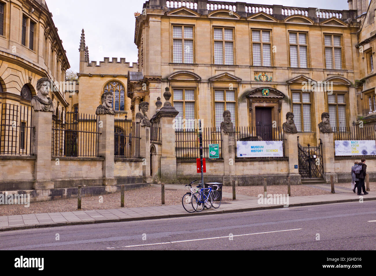 Universities of Oxford,Centre of Learning,Libraries,Gardens,Buildings ...