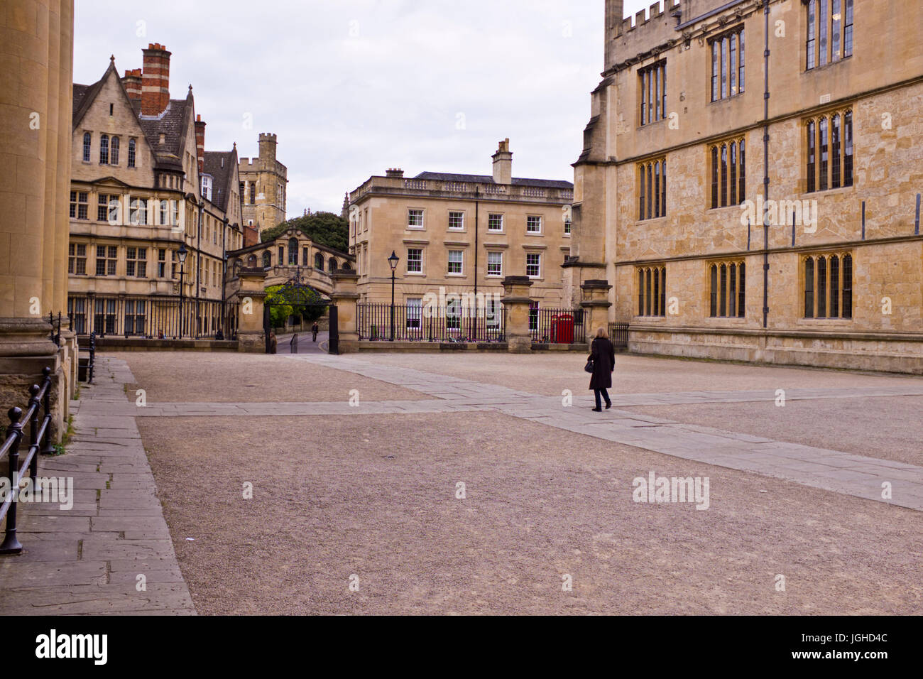 Universities of Oxford,Centre of Learning,Libraries,Gardens,Buildings ...