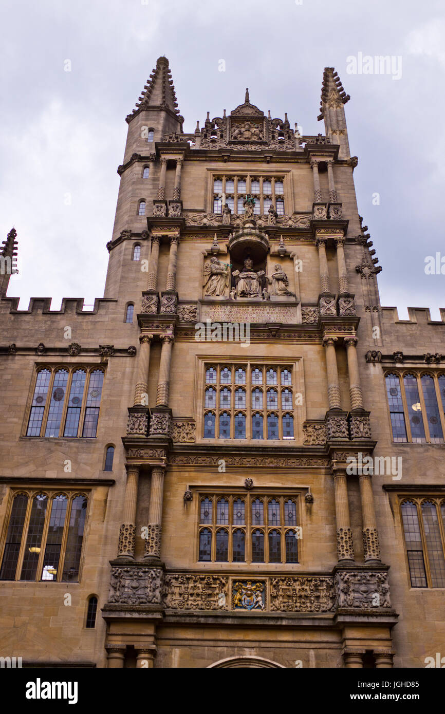 Museum history of science and radcliffe camera next door hi-res stock ...