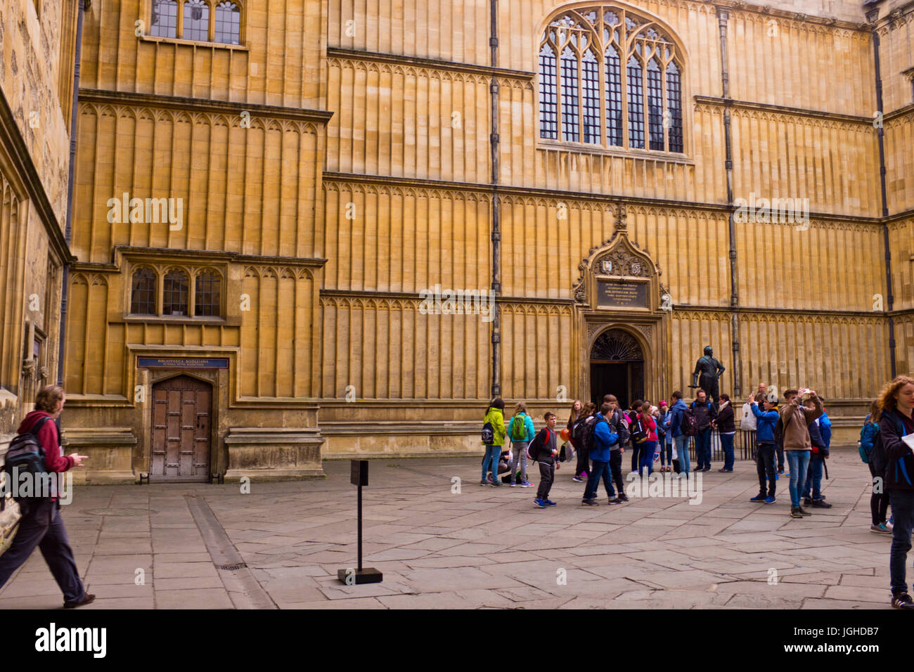 Universities of Oxford,Centre of Learning,Libraries,Gardens,Buildings ...