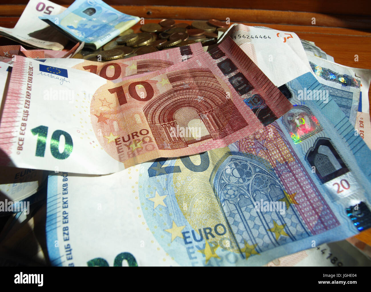 Pile of euro notes Stock Photo - Alamy