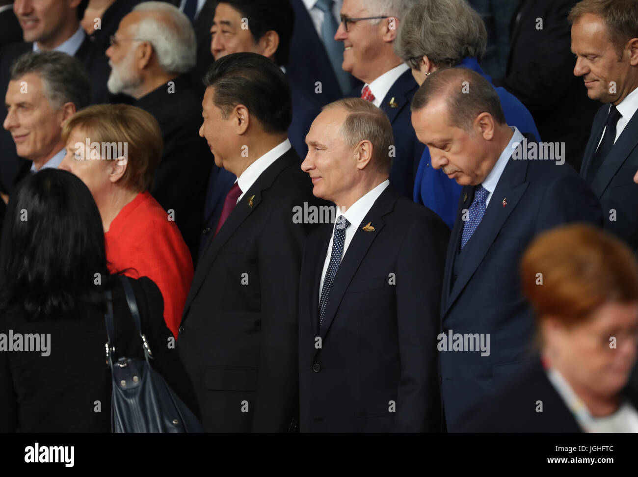 Turkish President Recep Tayyip Erdogan (right) and Russian President ...