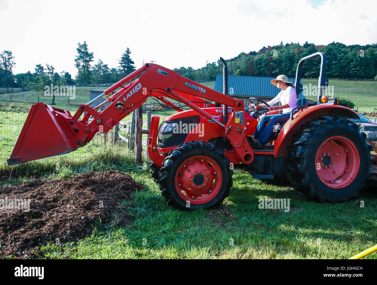 Red tractor hi-res stock photography and images - Alamy