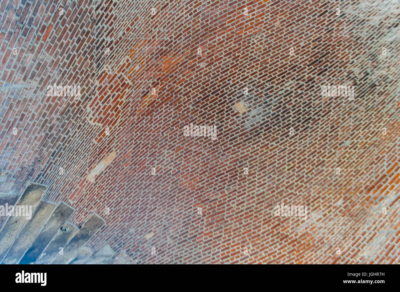 Curved brickwork texture hi-res stock photography and images - Alamy