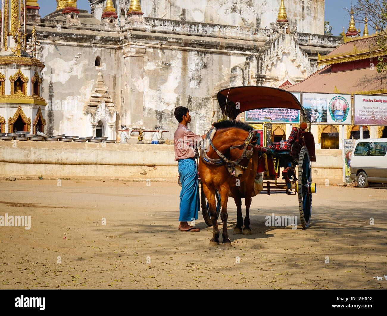 Exploring in the cart hi-res stock photography and images - Alamy