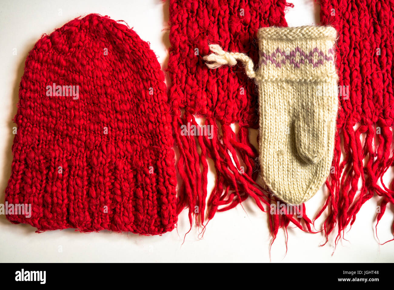 Winter hat scarf gloves hi-res stock photography and images - Alamy