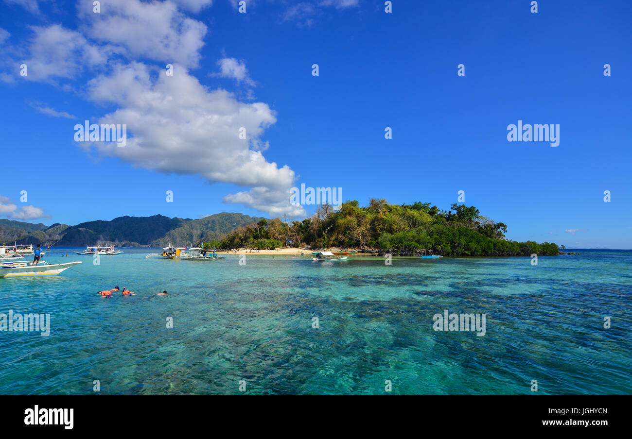 Landscape of tropical sea at sunny day in Coron Island, Philippines ...