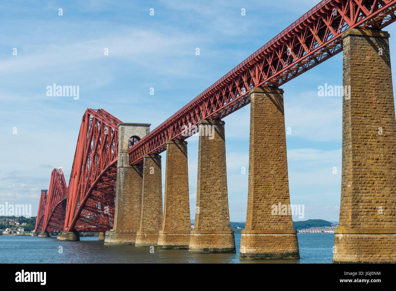 Forth railbridge rail bridge hi-res stock photography and images - Alamy
