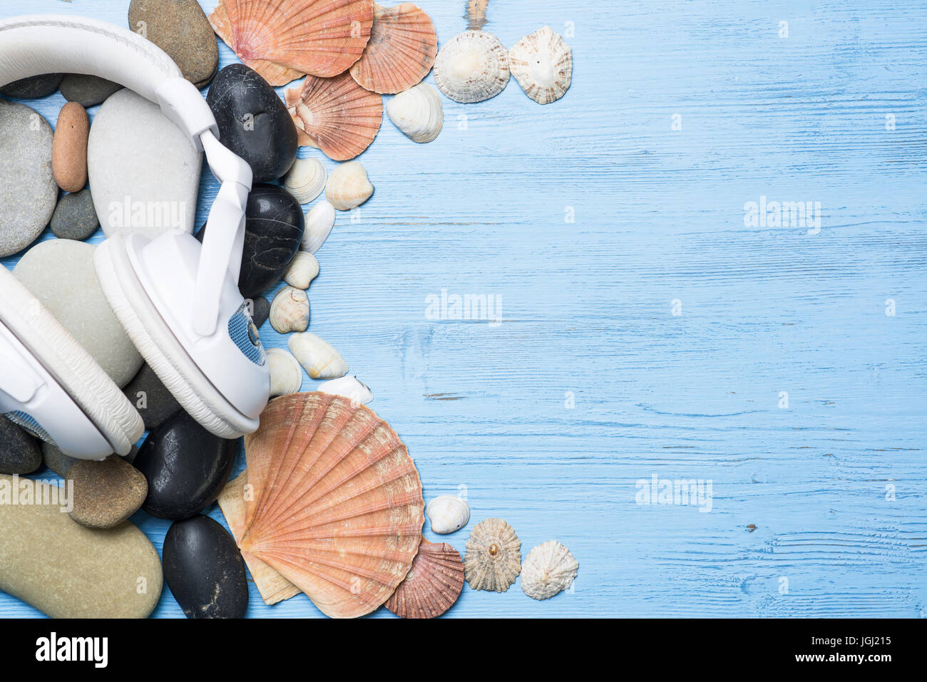 Summer objects for vacation Stock Photo - Alamy