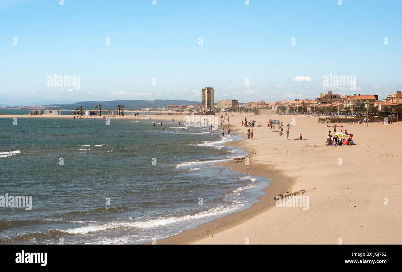 Valras plage hi-res stock photography and images - Alamy
