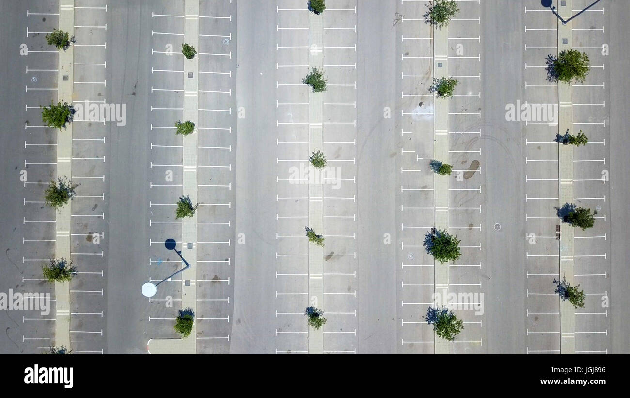 Aerial view of empty parking lots hi-res stock photography and images ...