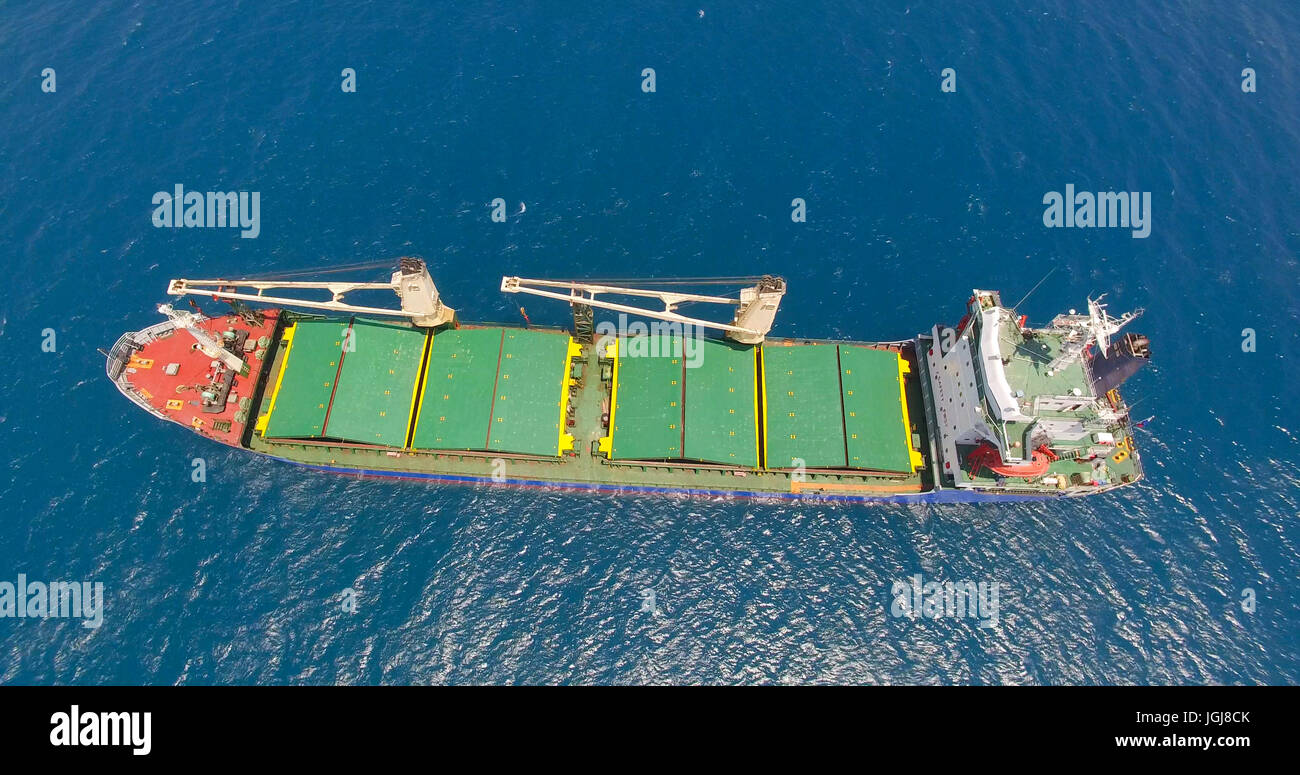 General cargo ship transport hi-res stock photography and images - Alamy