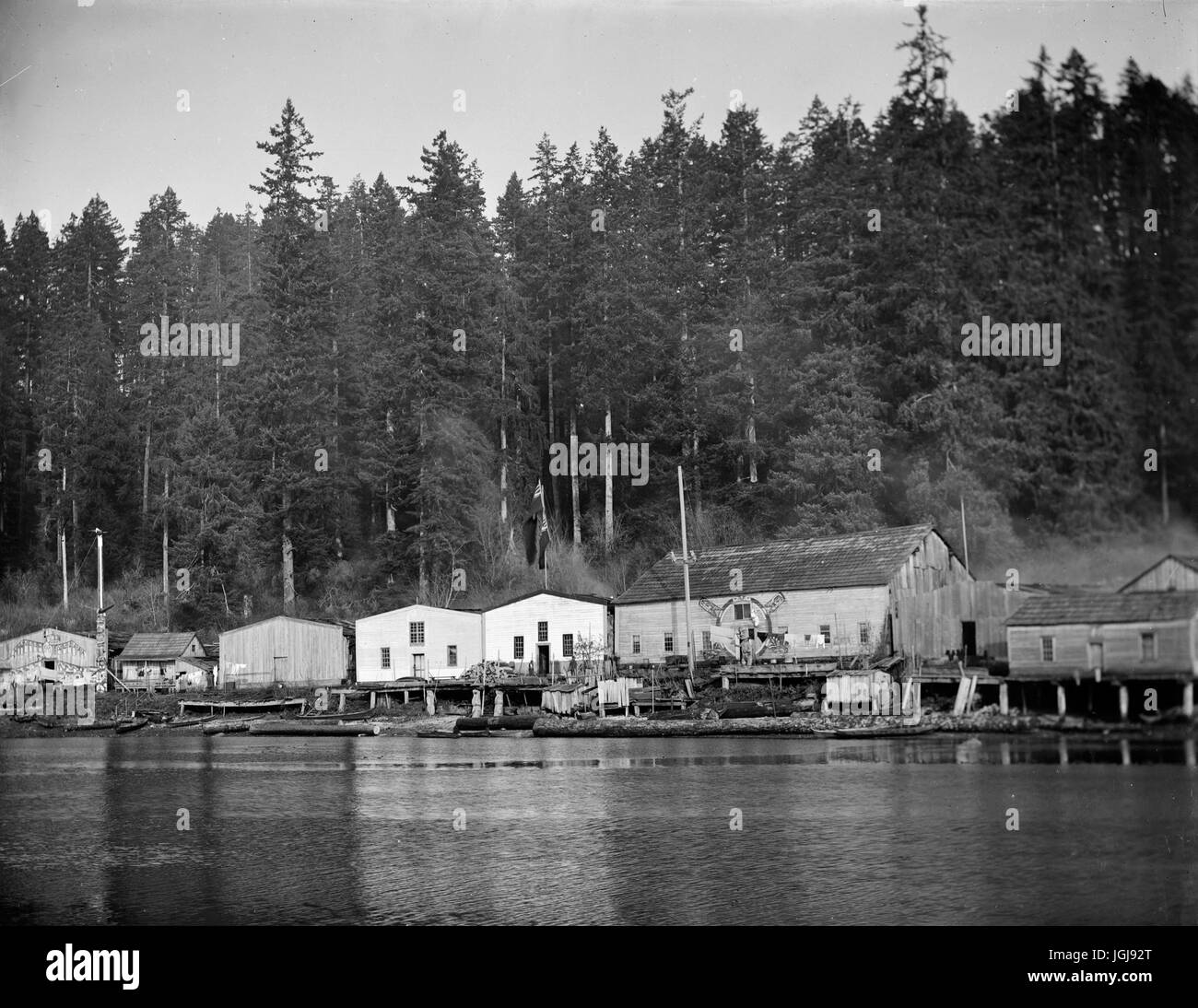 Village native american indians Black and White Stock Photos & Images ...