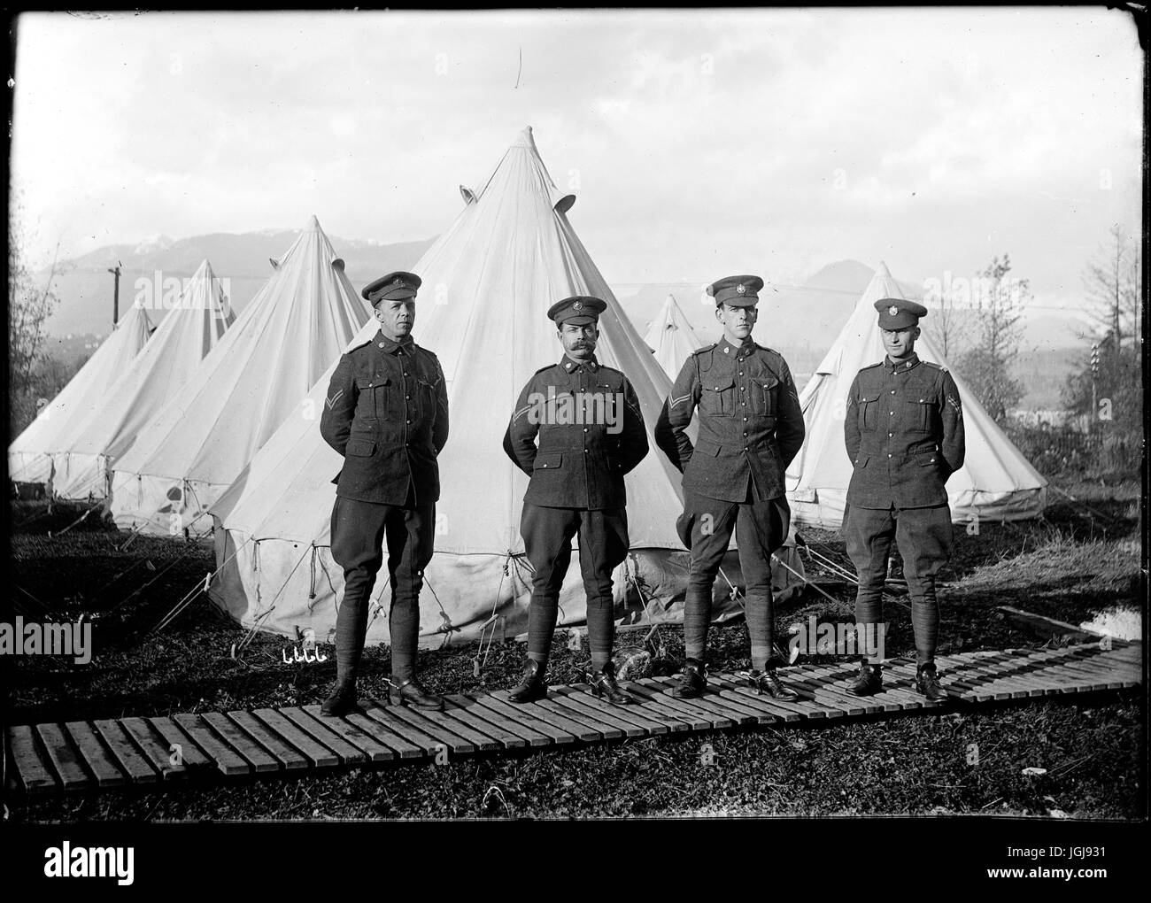 Canada in WWI - Soldiers at Hastings Par Stock Photo - Alamy