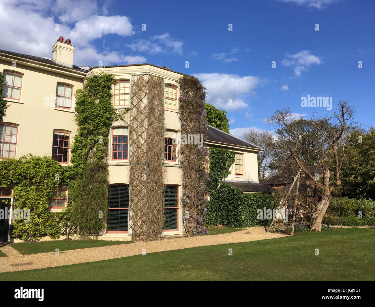 Down house darwin hi-res stock photography and images - Alamy