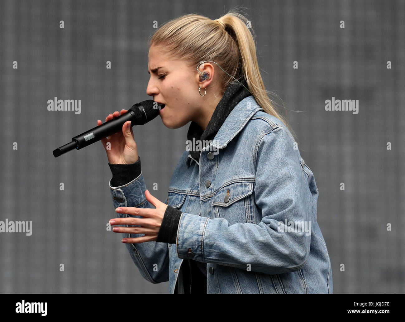 Hannah Reid from London Grammar performs on the main stage at TRNSMT ...
