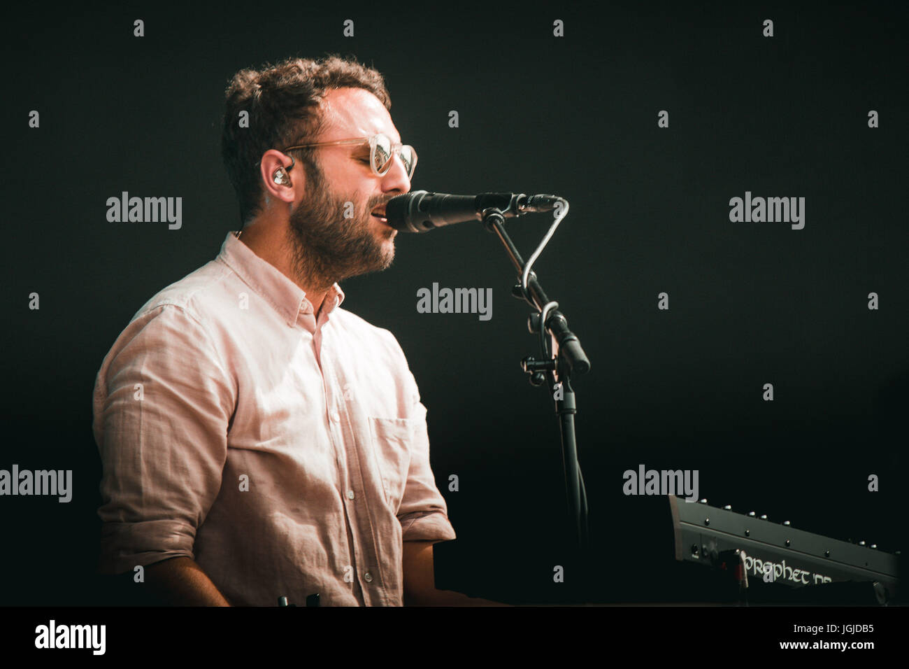 Local Natives performing at Barclaycard's British Summertime in Hyde ...