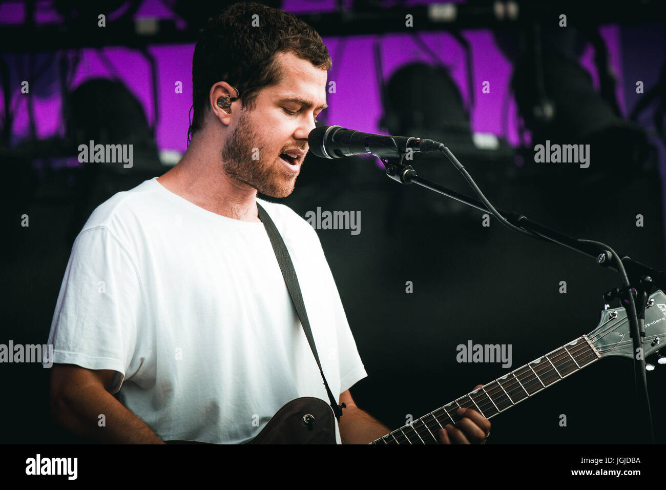 Local Natives performing at Barclaycard's British Summertime in Hyde ...