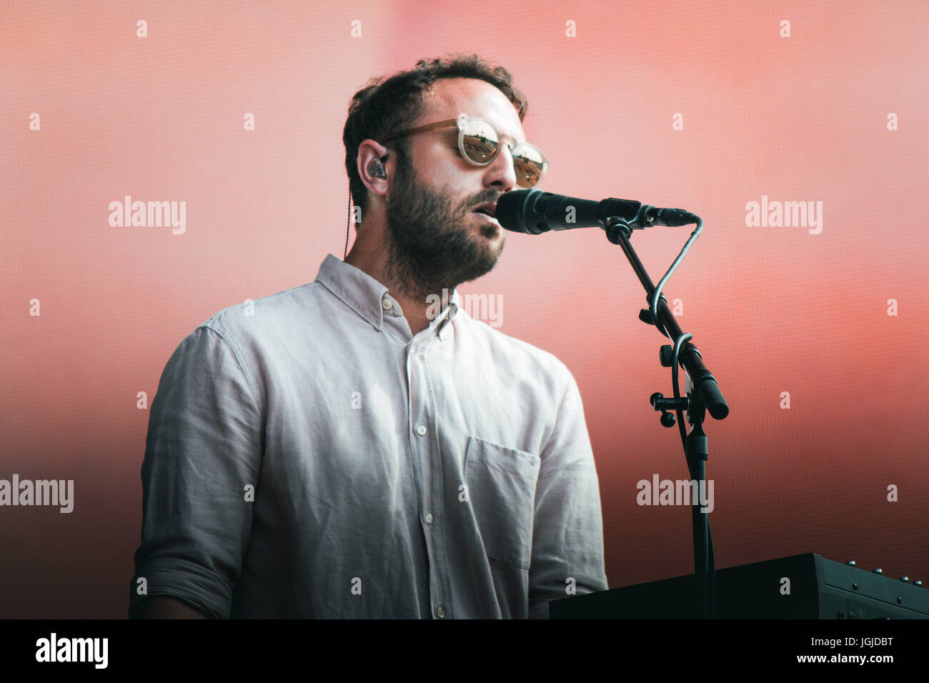 Local Natives performing at Barclaycard's British Summertime in Hyde ...
