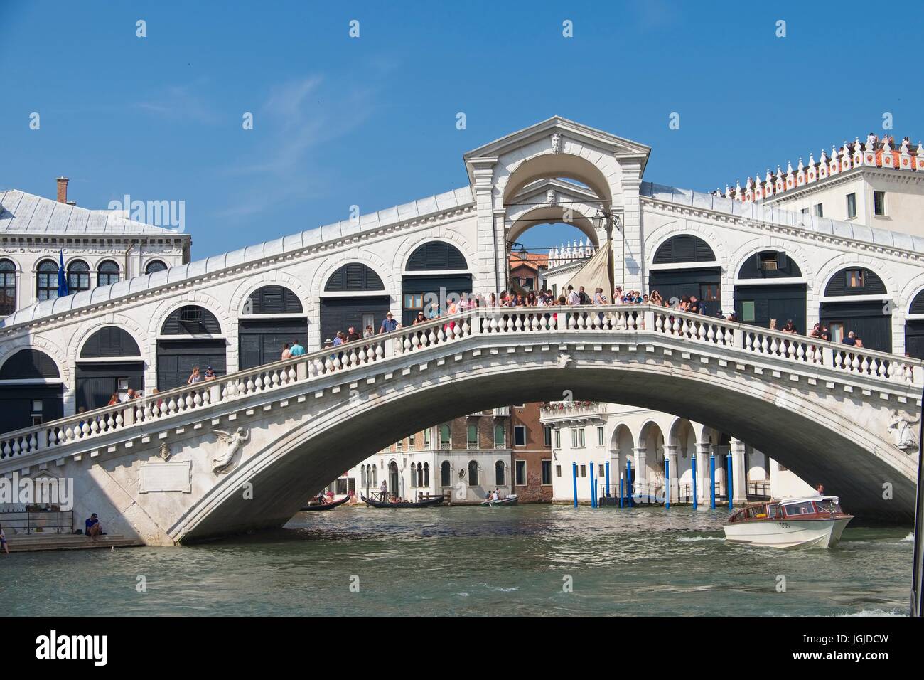 Venice Veneto Italy. Rialto bridge the oldest and famous bridge across ...
