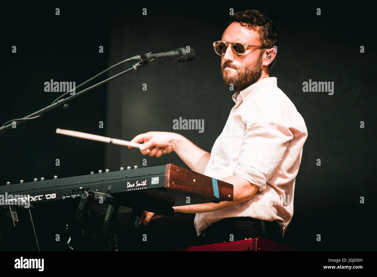 Local Natives performing at Barclaycard's British Summertime in Hyde ...