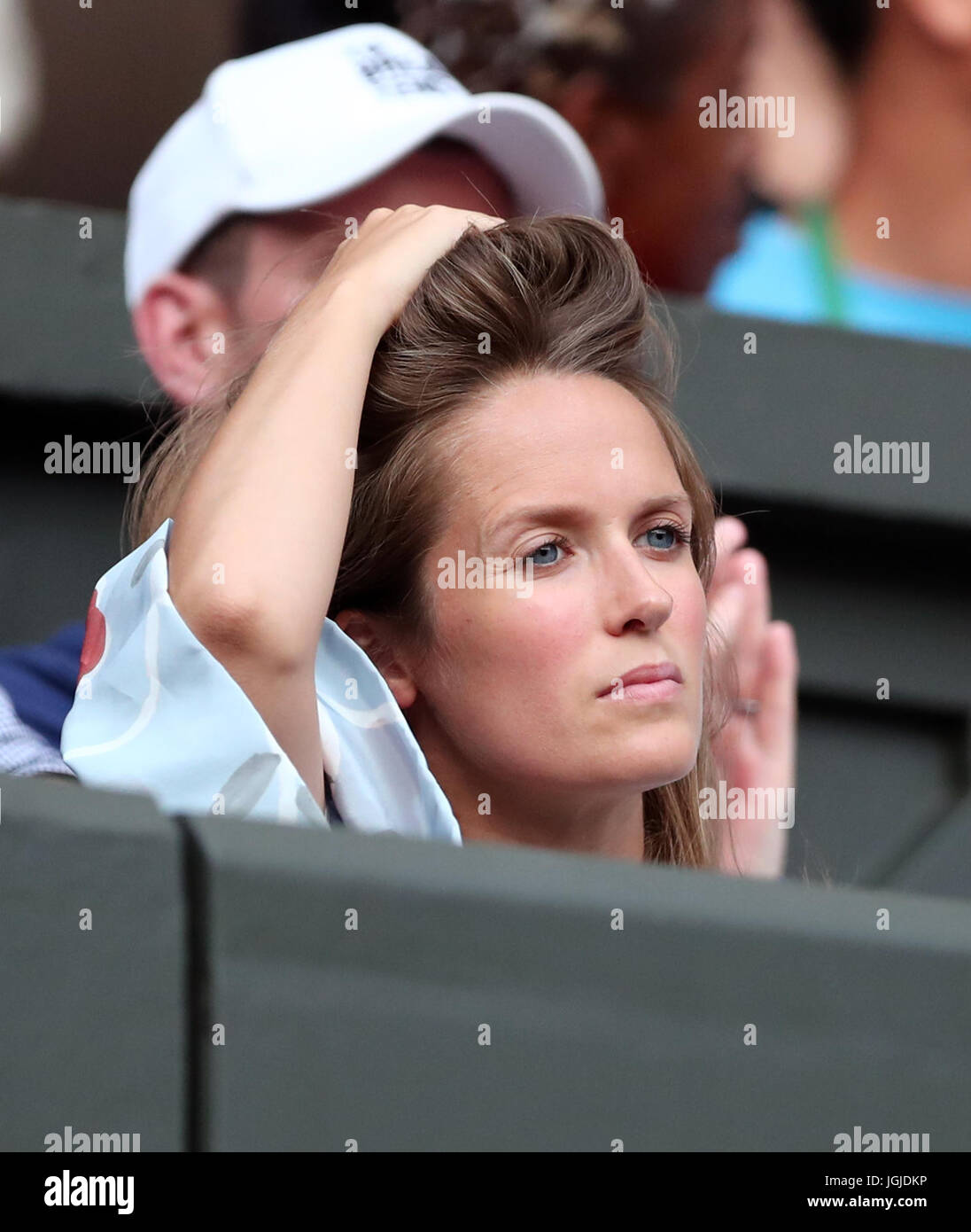 Kim murray watches hi-res stock photography and images - Alamy