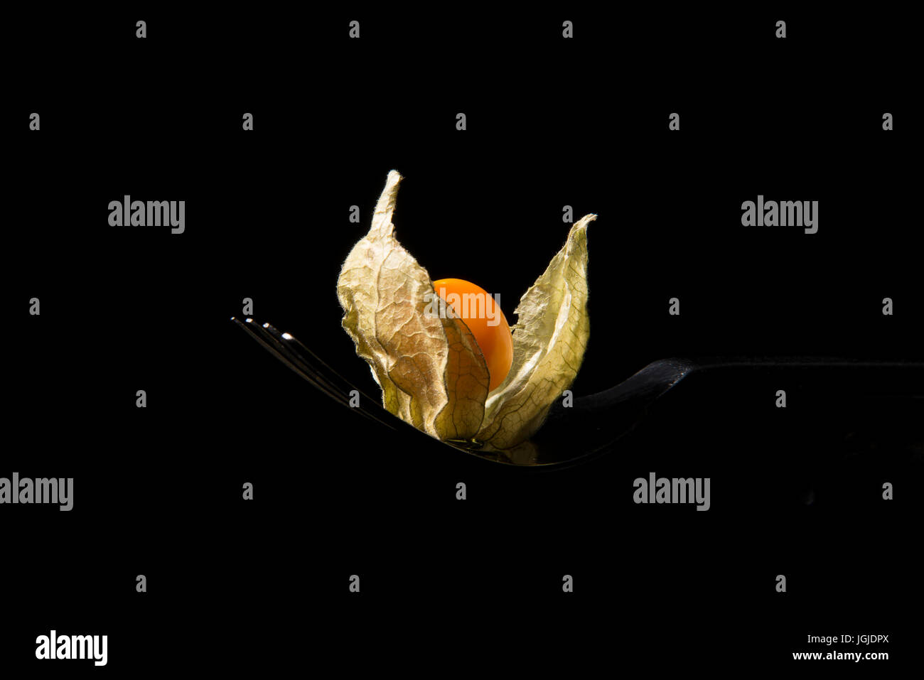 Golden berry hi-res stock photography and images - Alamy
