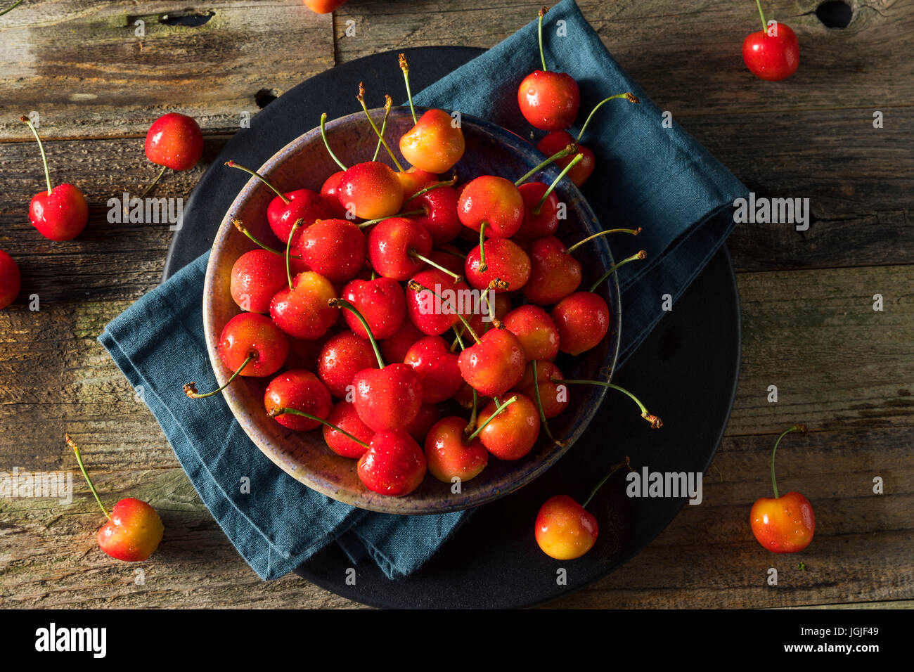 Juicy tasty sweet cherries hi-res stock photography and images - Alamy