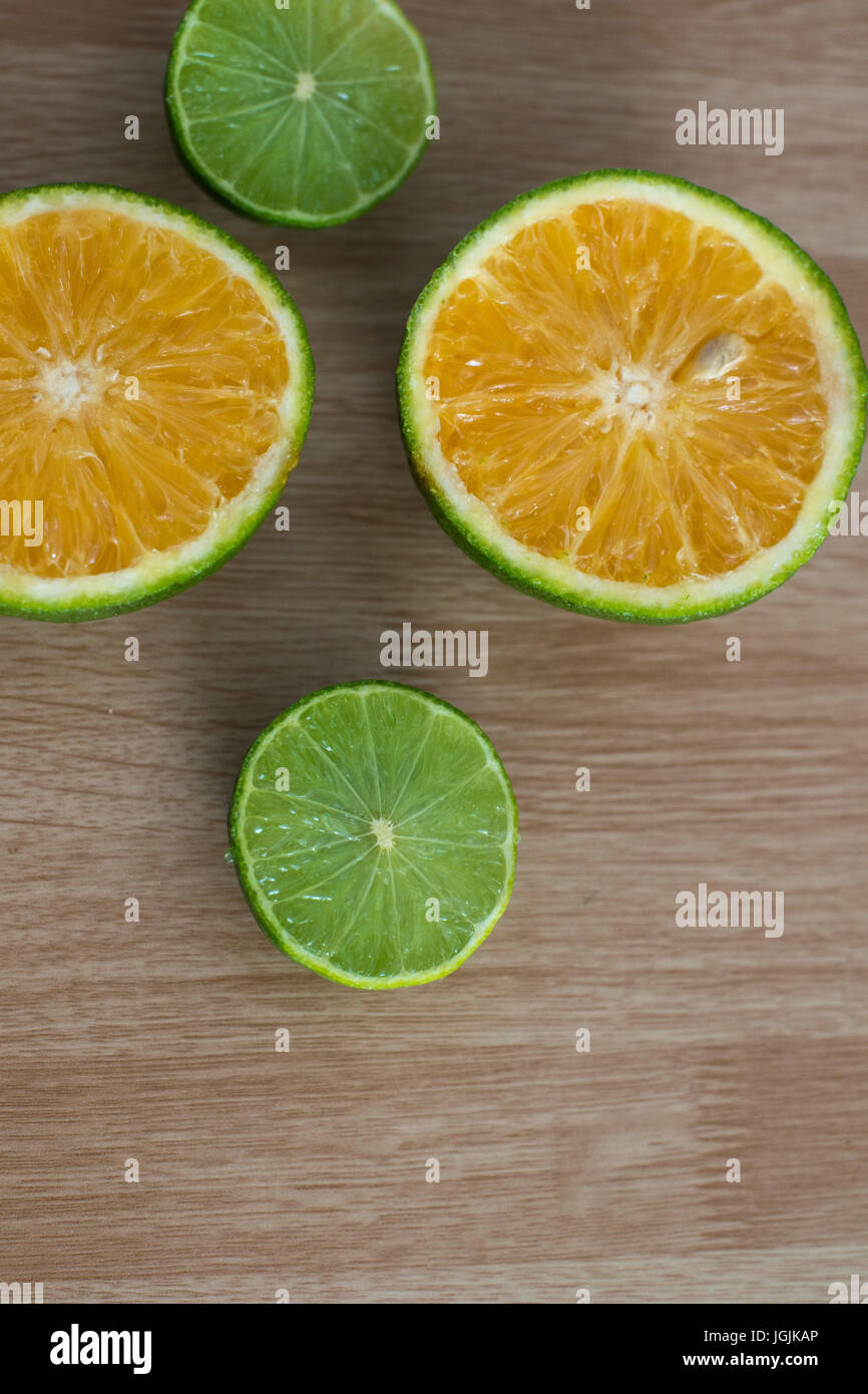 Orange fruit few lines hi-res stock photography and images - Alamy